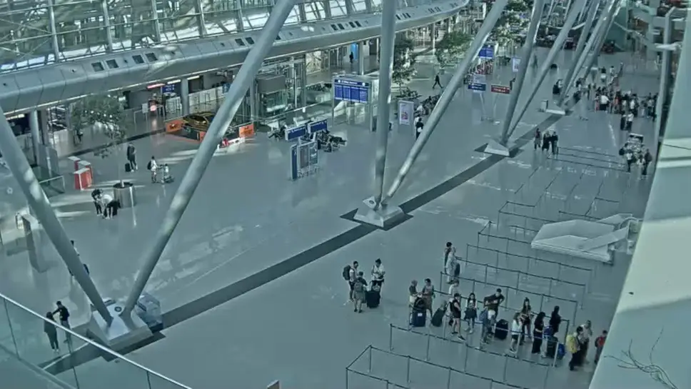 Live Webcam Airport Düsseldorf view 3