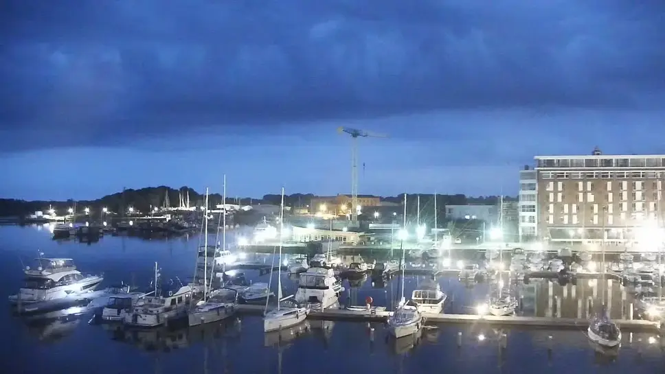 Сámara web en vivo Botas deportivas y motores industriales Olaf Lingrön