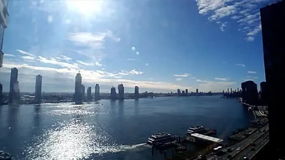 Live Webcam East 34th Street Ferry Landing