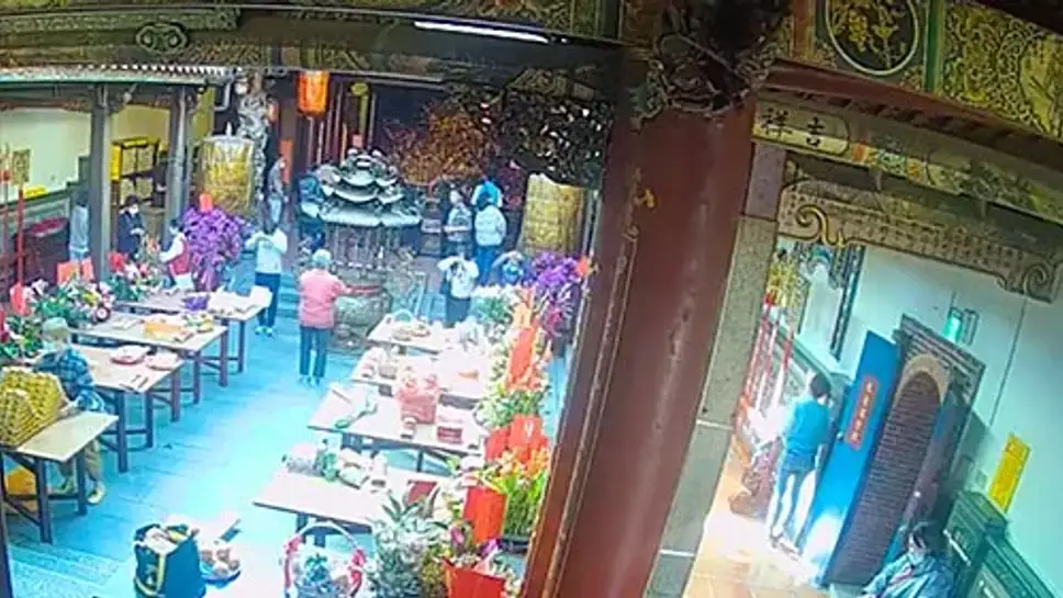 Live Webcam Taichung Wanhe Temple