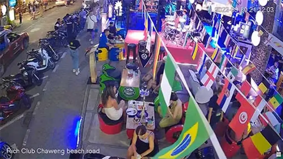 Live Webcam Rich Club Chaweng Beach Road