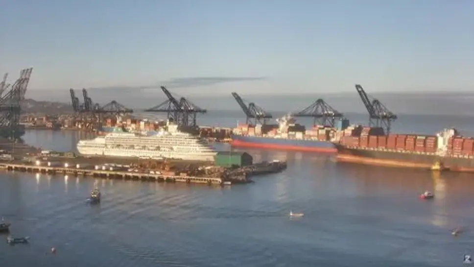 Live Webcam San Antonio Port, Chile